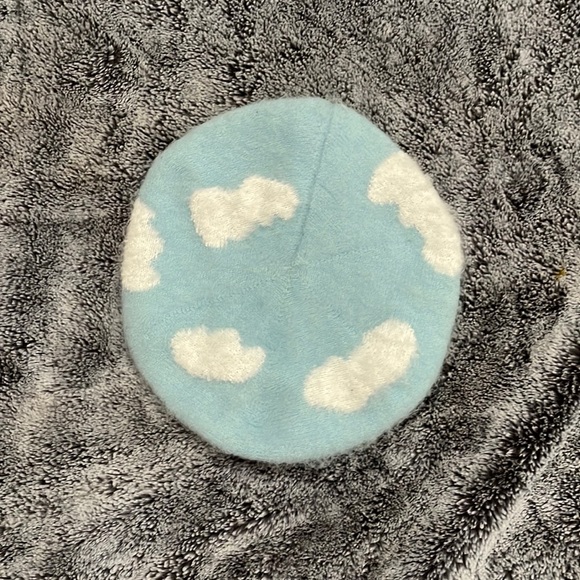 wild fable | Accessories | Wild Fable Cloud Beret Stretchy Blue And White Cloud Hat One Size ...